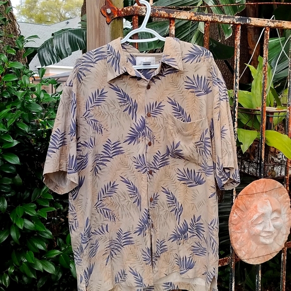 bill blass | Shirts | Bill Blass Vintage Tropical Buttondown Silk Shirt ...